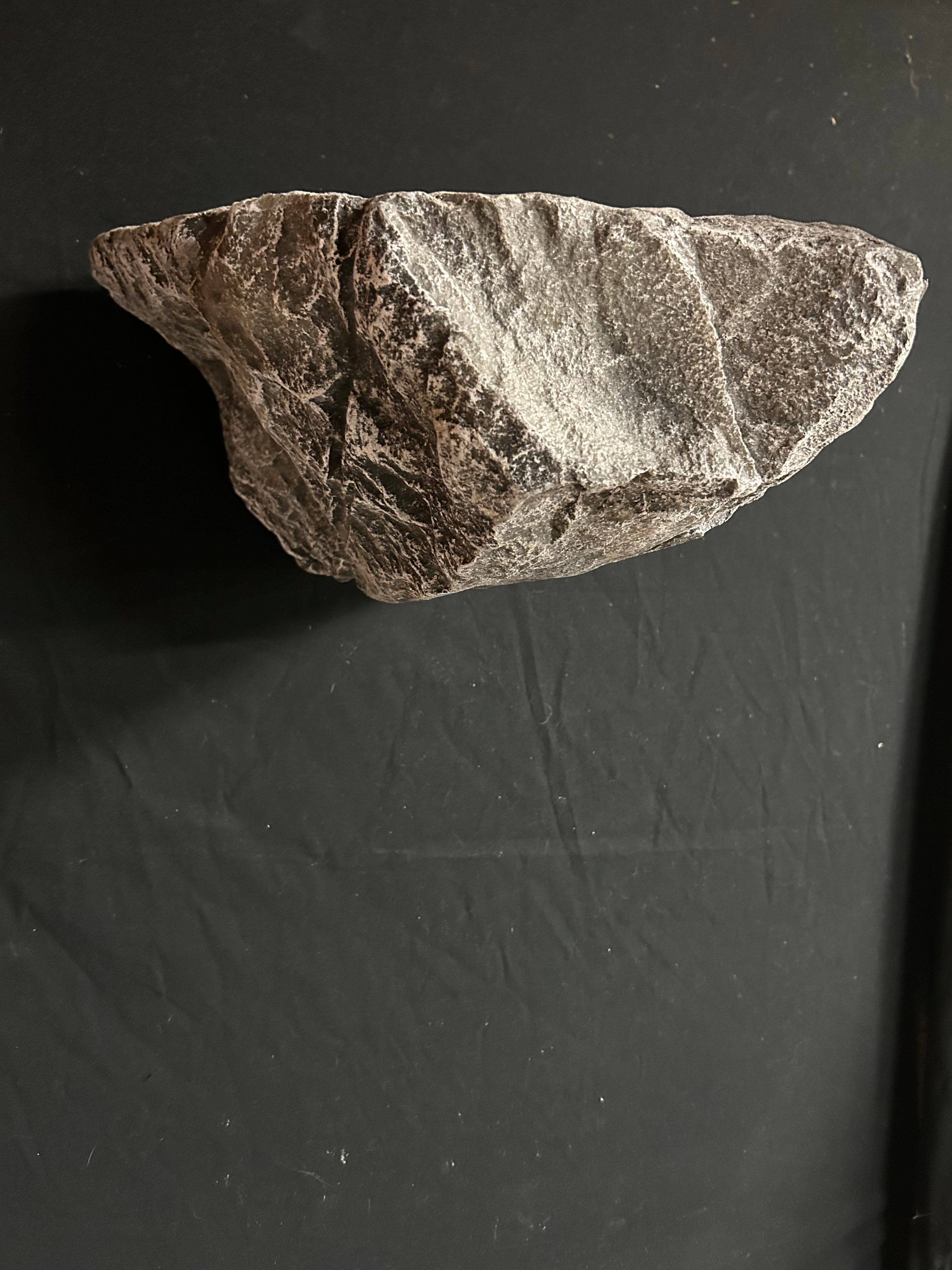 Extra Large Single Wall Rock – Pinnacle Driftwood Taxidermy Supplies